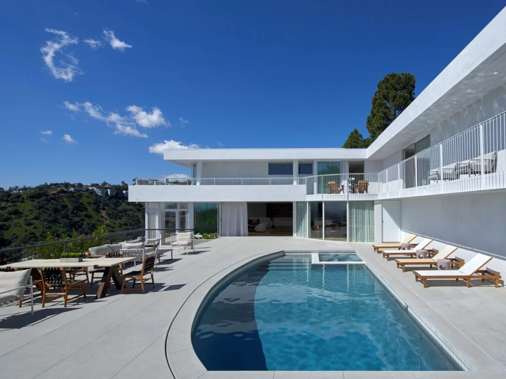 Minimalist Splendor on Mount Olympus: The Oceanus House Redefines ...