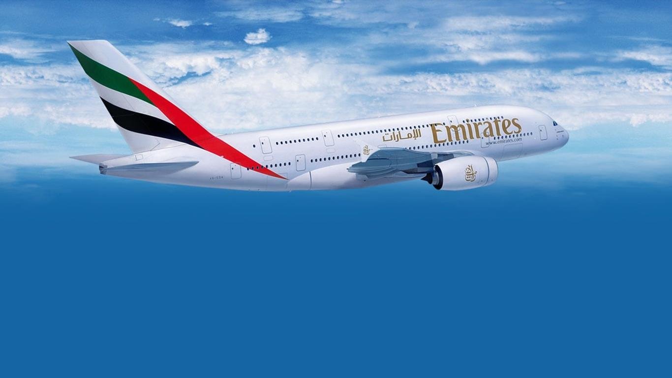 Emirates Airline Chief Sir Tim Clark Sees Signs of Progress at Boeing ...